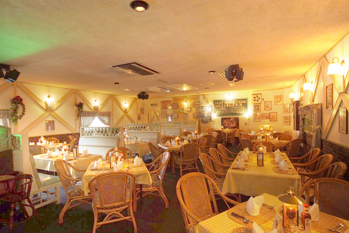 Sam's Restaurant Group | American-style SAM'S Cafe / | Guidable Jobs